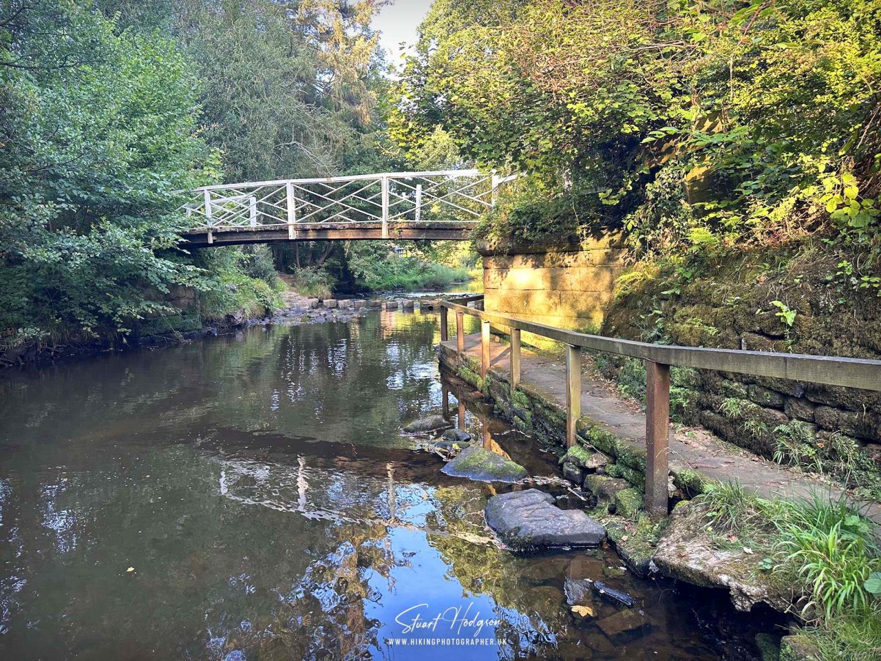 Egton Bridge walk to Beggars Bridge along the River Esk near Whitby ...