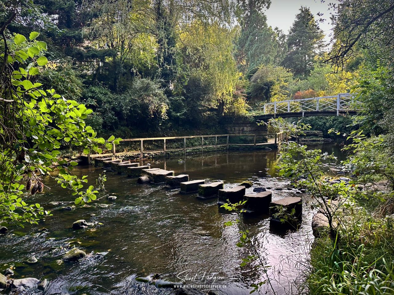 Egton Bridge walk to Beggars Bridge along the River Esk near Whitby ...
