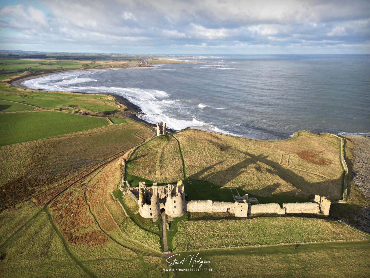 Dunstanburgh Castle walk: 3 stunning coastal hikes from Craster or ...