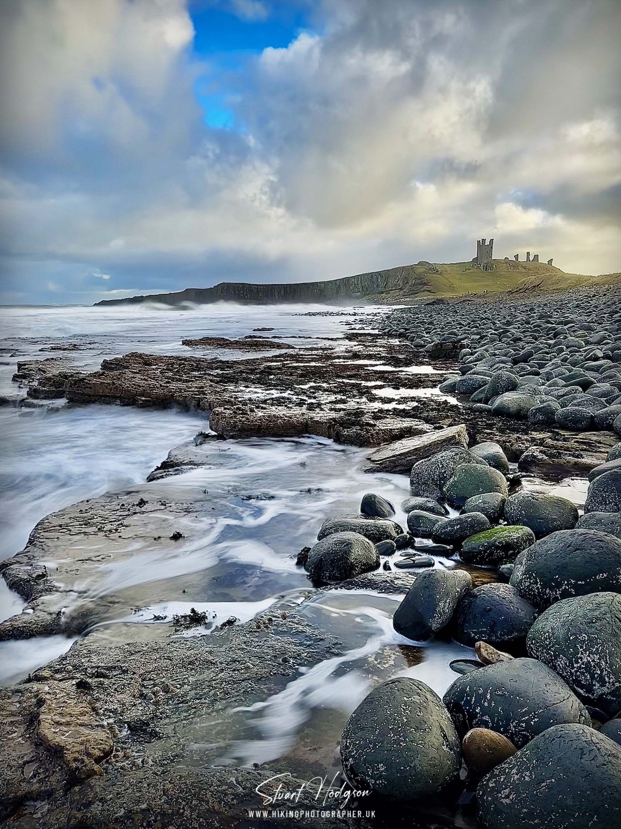 Dunstanburgh Castle walk: 3 stunning coastal hikes from Craster or ...